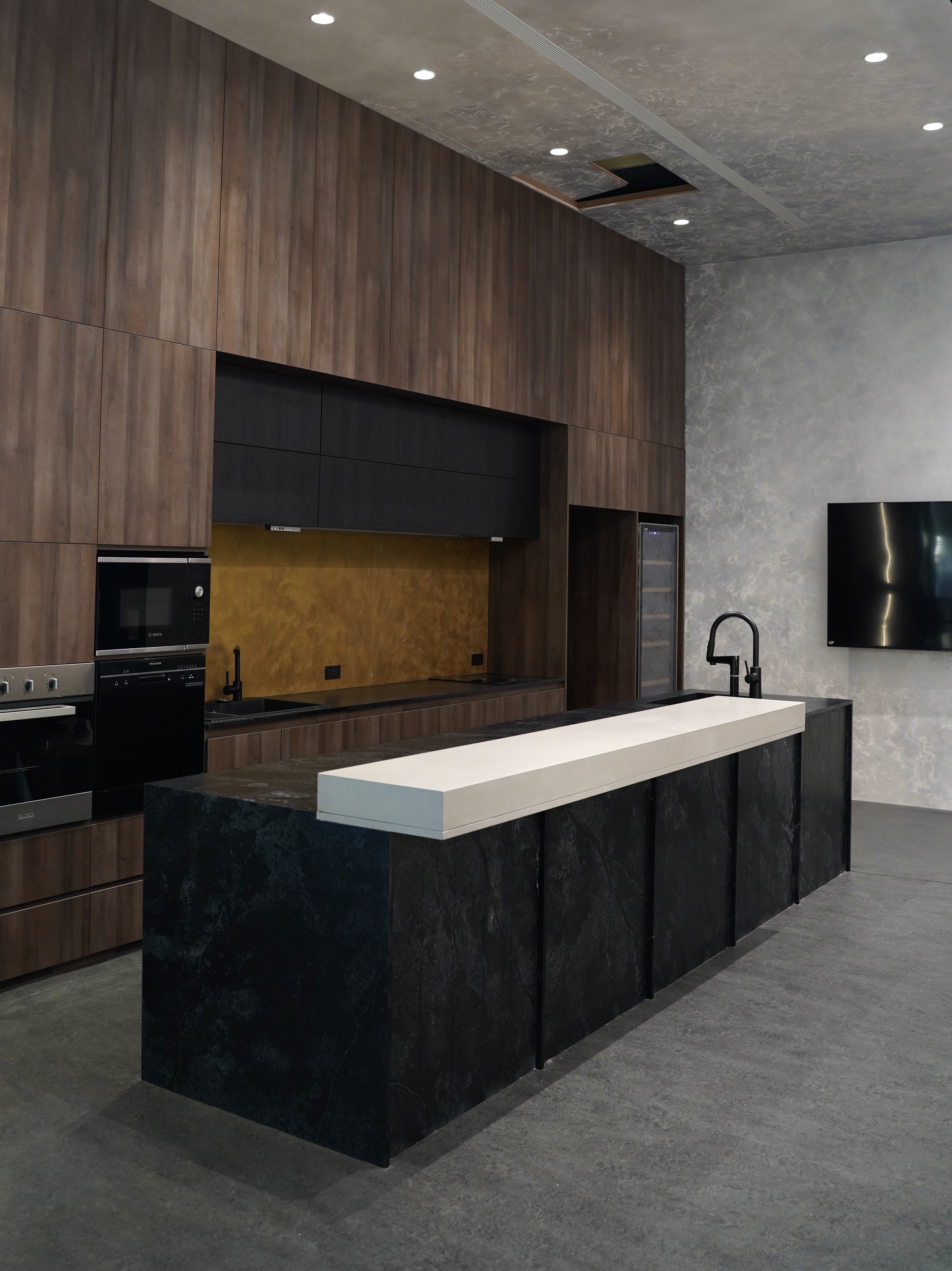 帝雉石 Mikado Quartz ｜美好空間，理英如此